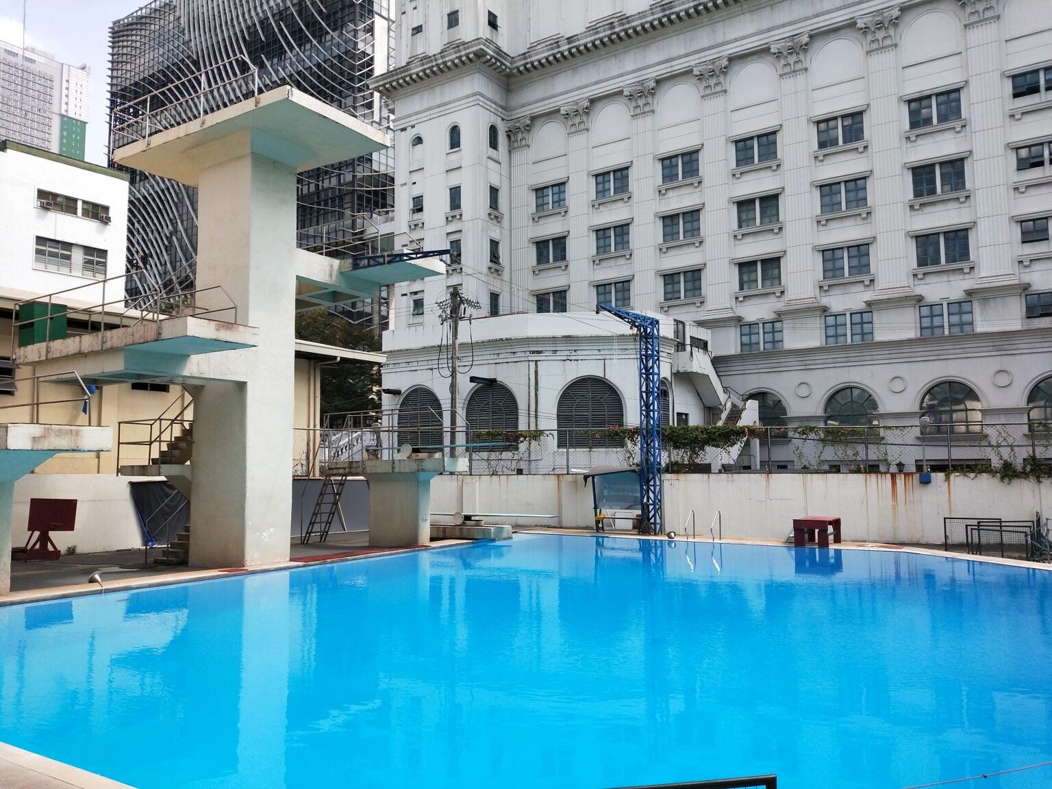 Just keep swimming | Swimming lessons at the Rizal Memorial Sports ...